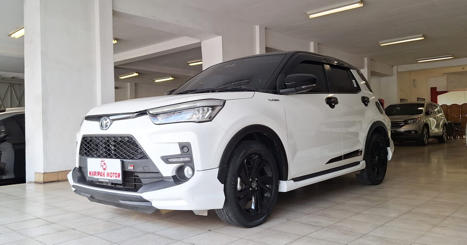 TOYOTA RAIZE 1.0 TURBO GR TSS TWO TONE AT 2022 – Naripan Motor